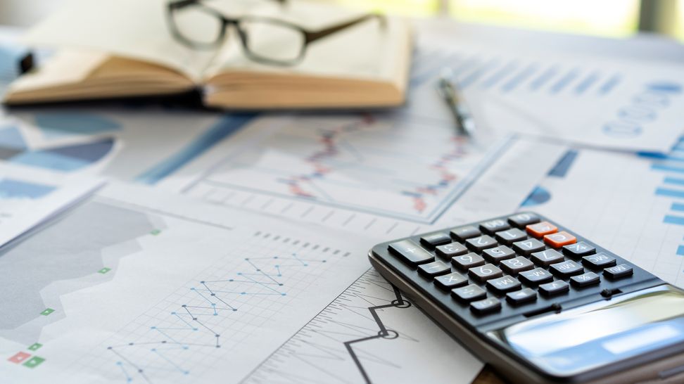 Dos grupos CREA 100% digitales dedicados a la gestión financiera